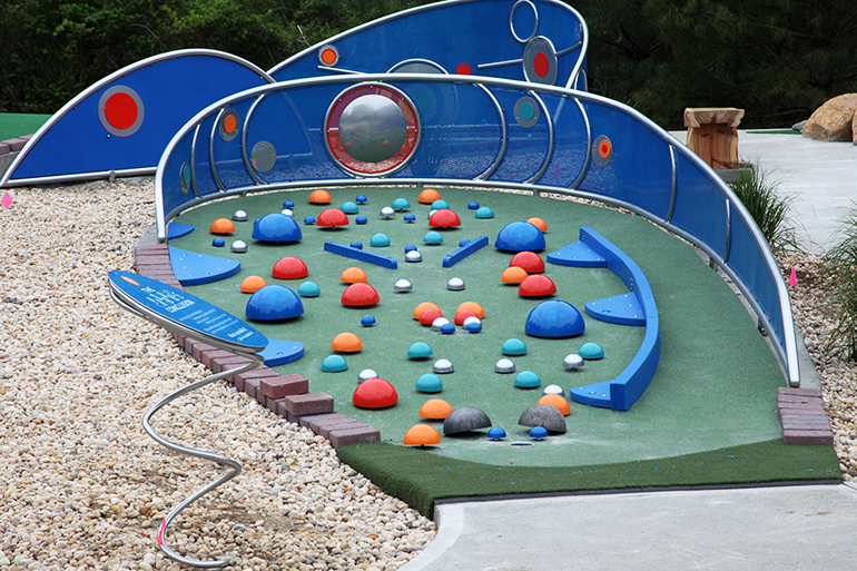 Putting for Greatness: Top 18 East End Mini Golf Holes