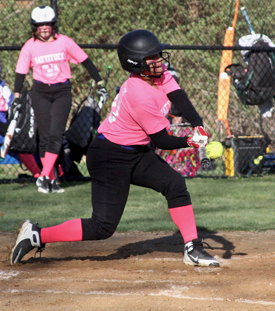 Tuckers’ Thompson Sisters Take Over – Dan’s Papers