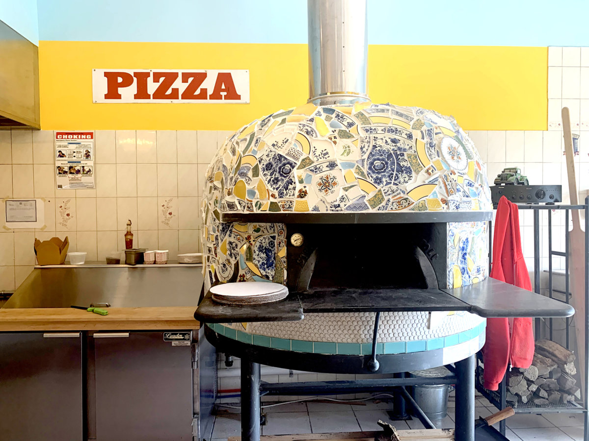 Villa Fires Up New Oven – Dan’s Papers