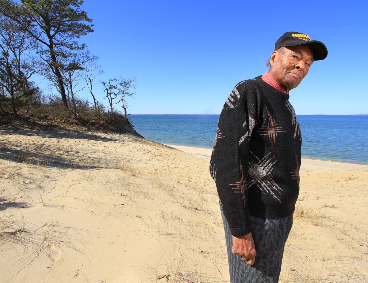 Lubin Walter Hunter, Eldest Shinnecock Citizen, Dies at 104