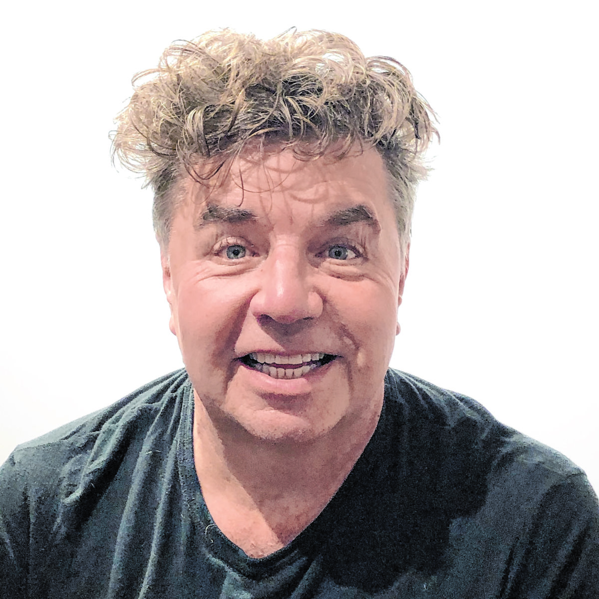 Mike Stanko Paints New Montauk Lighthouse Cover Art