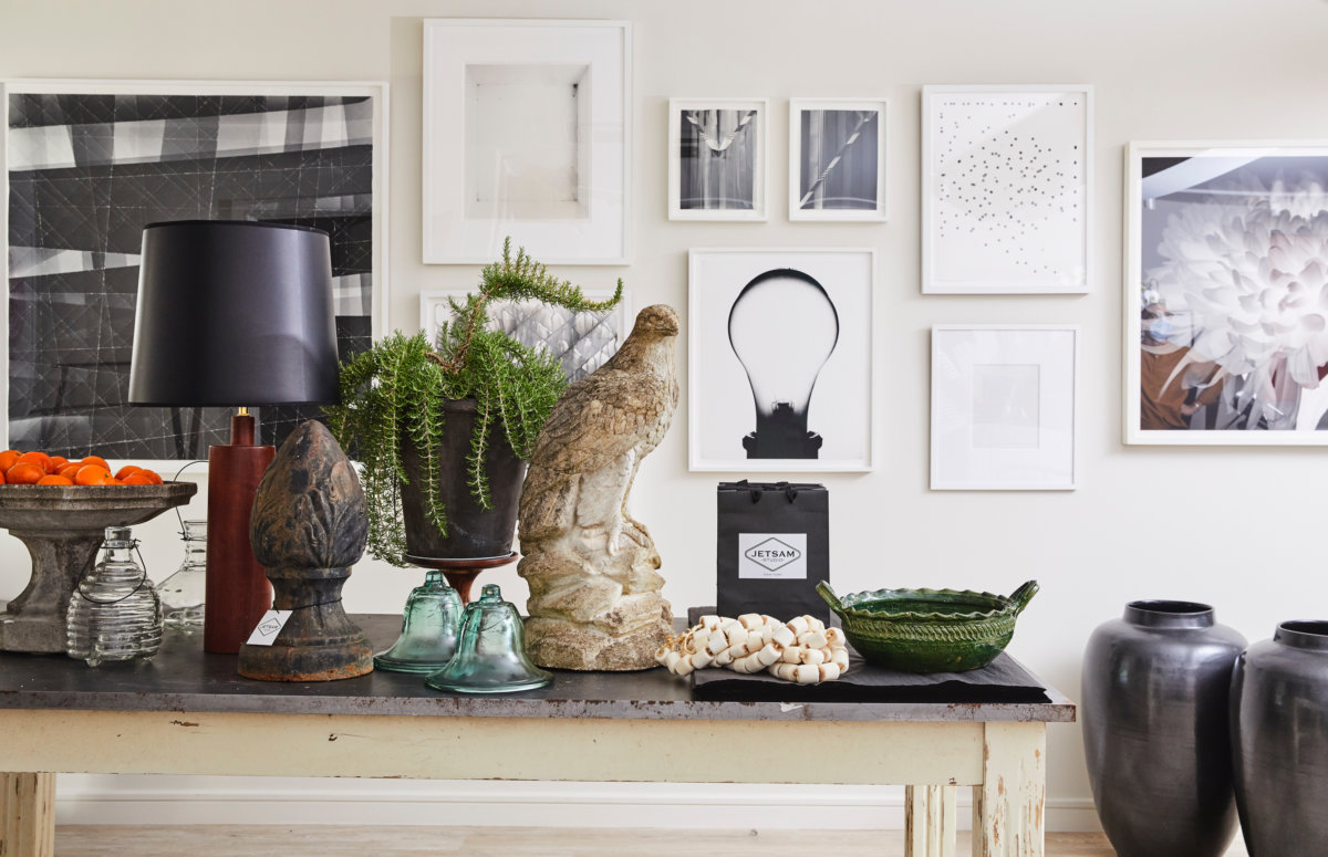 Dan’s Papers Cover Artist Howard Stern on Beach Painting