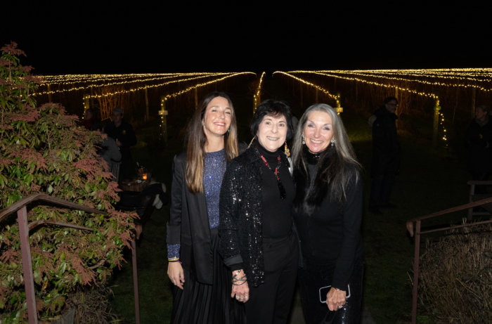 Photos: Wölffer Estate 2022 Lighting of the Vines