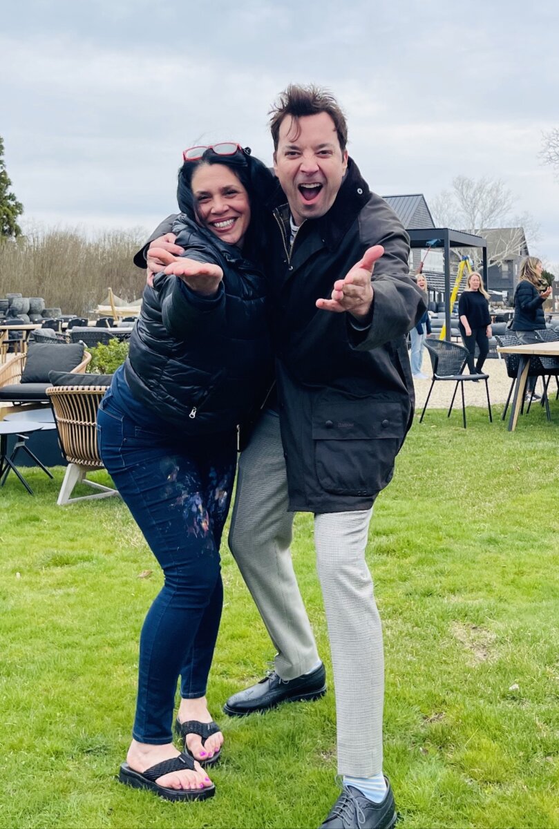 Dan's Cover Artist Jennifer Jo Contini Paints Pop Hearts