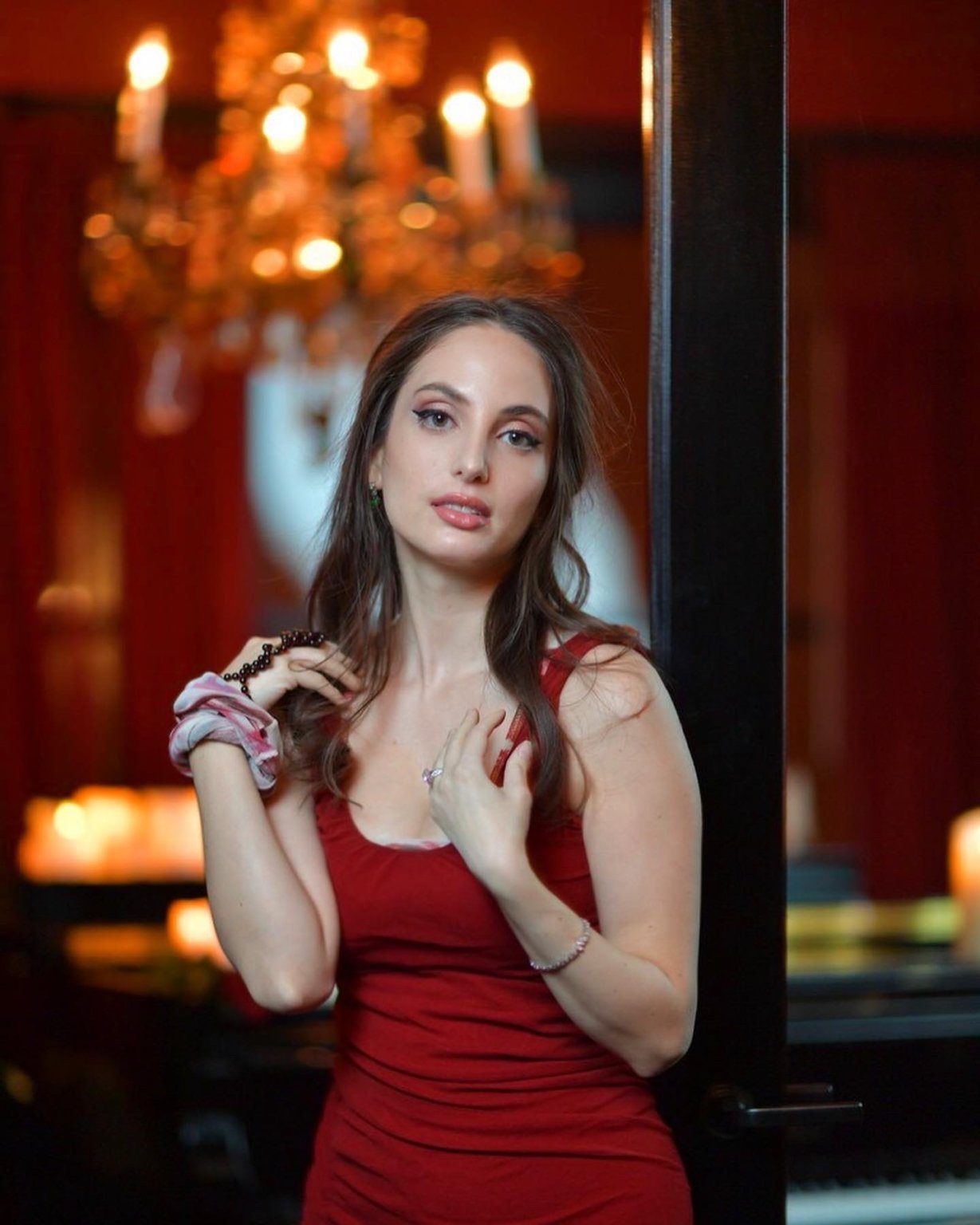 Alexa Ray Joel Shares the Love with New Song 'Seven Years'