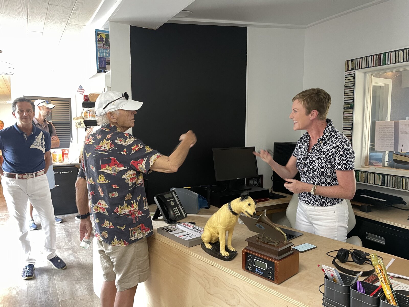 Jimmy Buffett Debuts New Song on WLNG Radio Sunday