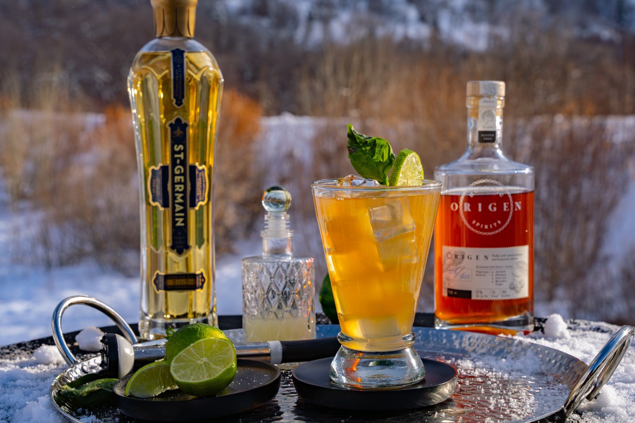 Cocktail Recipe: Pour Yourself an Origen Basilico