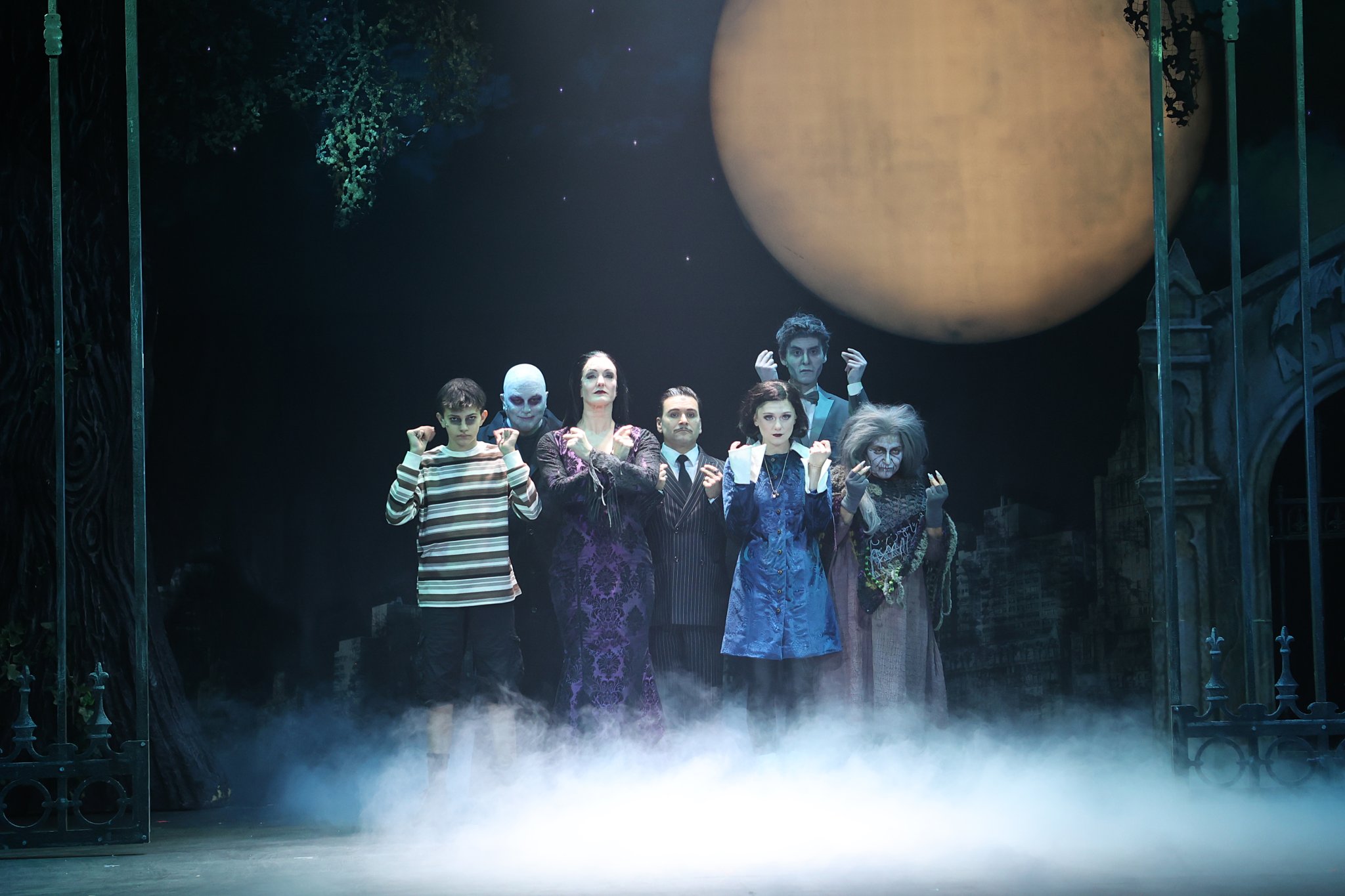 'The Addams Family' at The Gateway Is a Ghoulishly Good Time